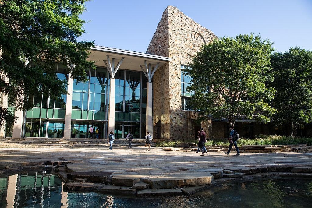 Fidelity Investments Mission, Benefits, and Work Culture | Indeed.com