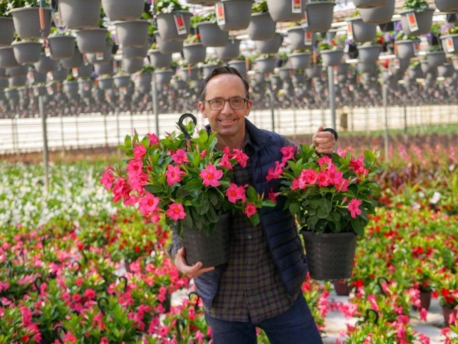 Fernlea Flowers Mission, Benefits, and Work Culture | Indeed.com