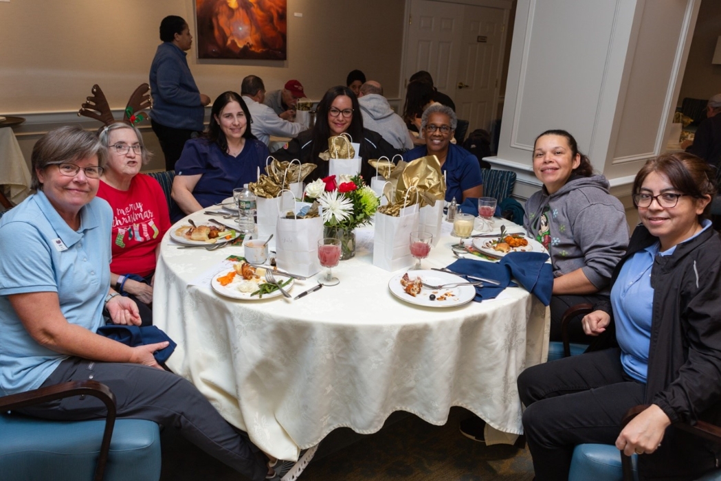 Deaconess Abundant Life Communities Mission, Benefits, and Work Culture ...