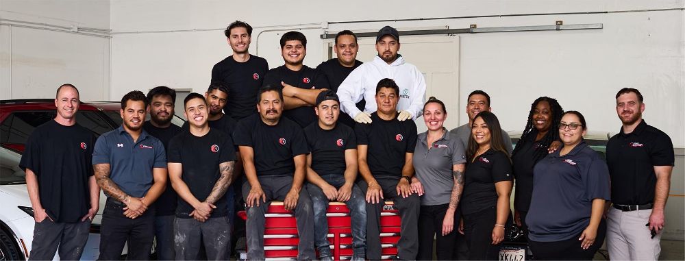 Crash Champions Collision Repair Team Mission, Benefits, and Work ...