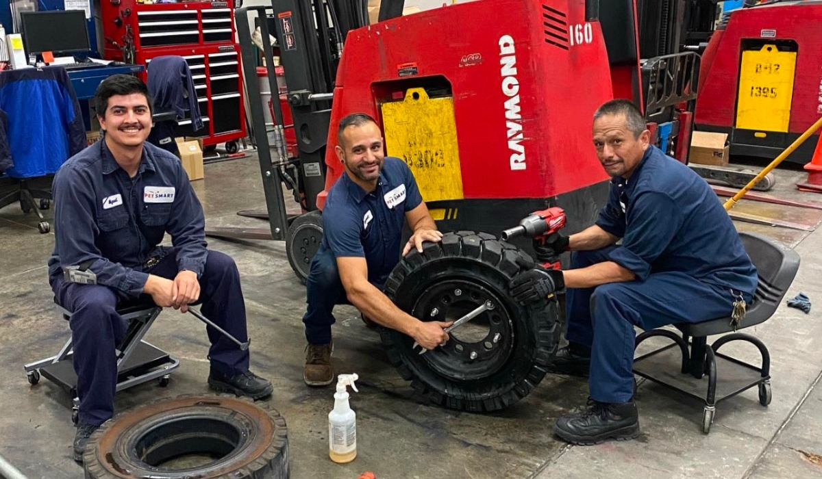 PetSmart Mission, Benefits, and Work Culture | Indeed.com