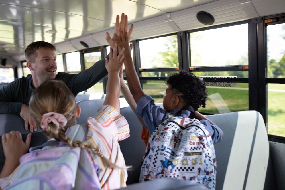 Dean Transportation Mission, Benefits, and Work Culture | Indeed.com
